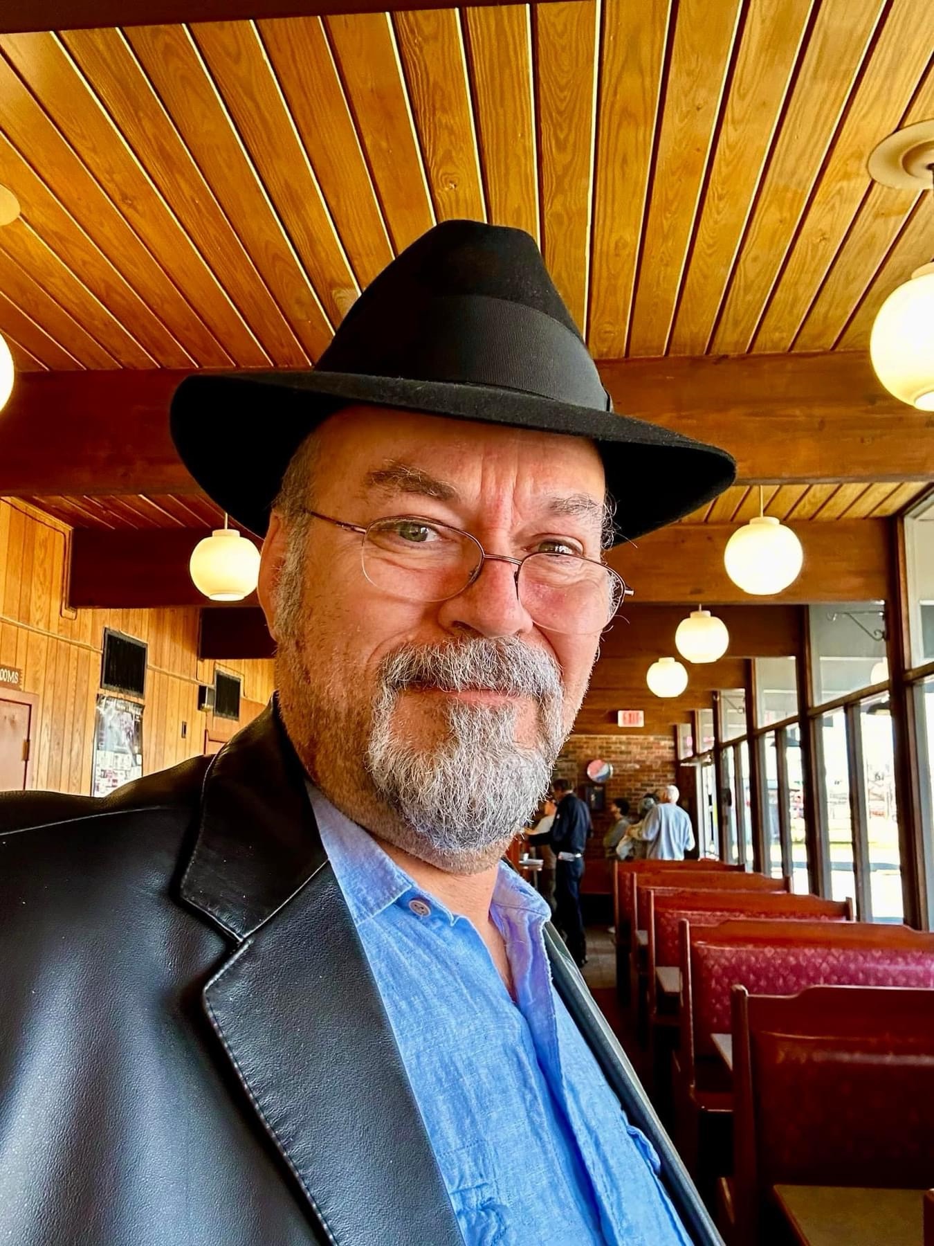 Finney’s Sandwich Shop in Tupelo – Eating Out With Jeff Jones