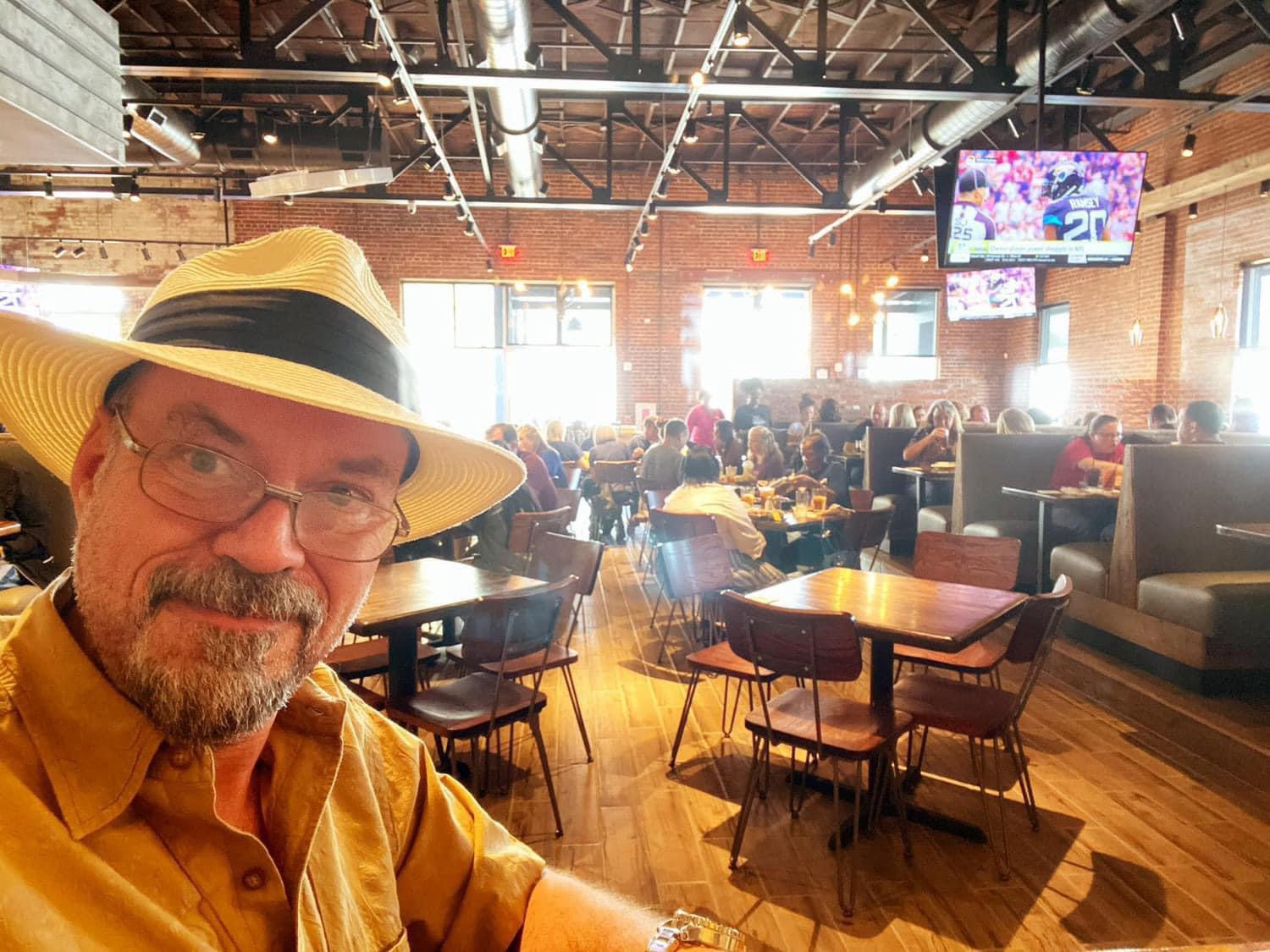 Bulldog Burger Co in Tupelo, MS – Eating Out With Jeff Jones