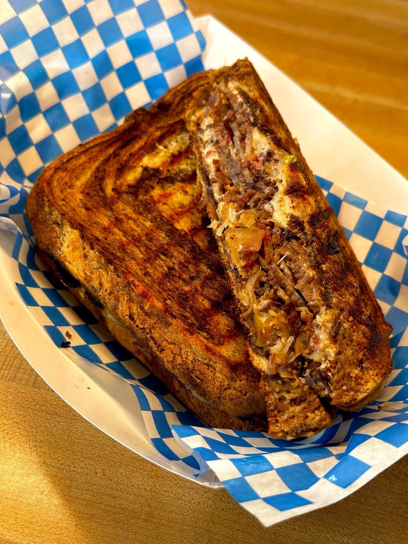 Cole’s Smokehouse – Belmont, MS – Eating Out With Jeff Jones