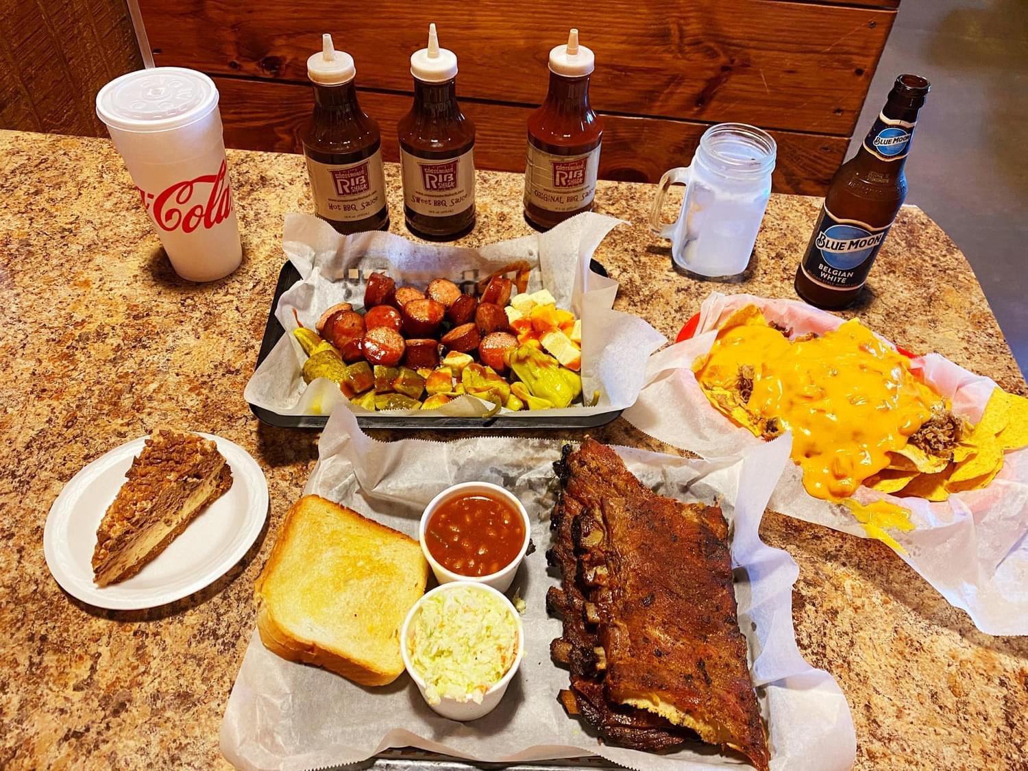 Crossroads Ribshack – Tupelo, MS – Eating Out With Jeff Jones